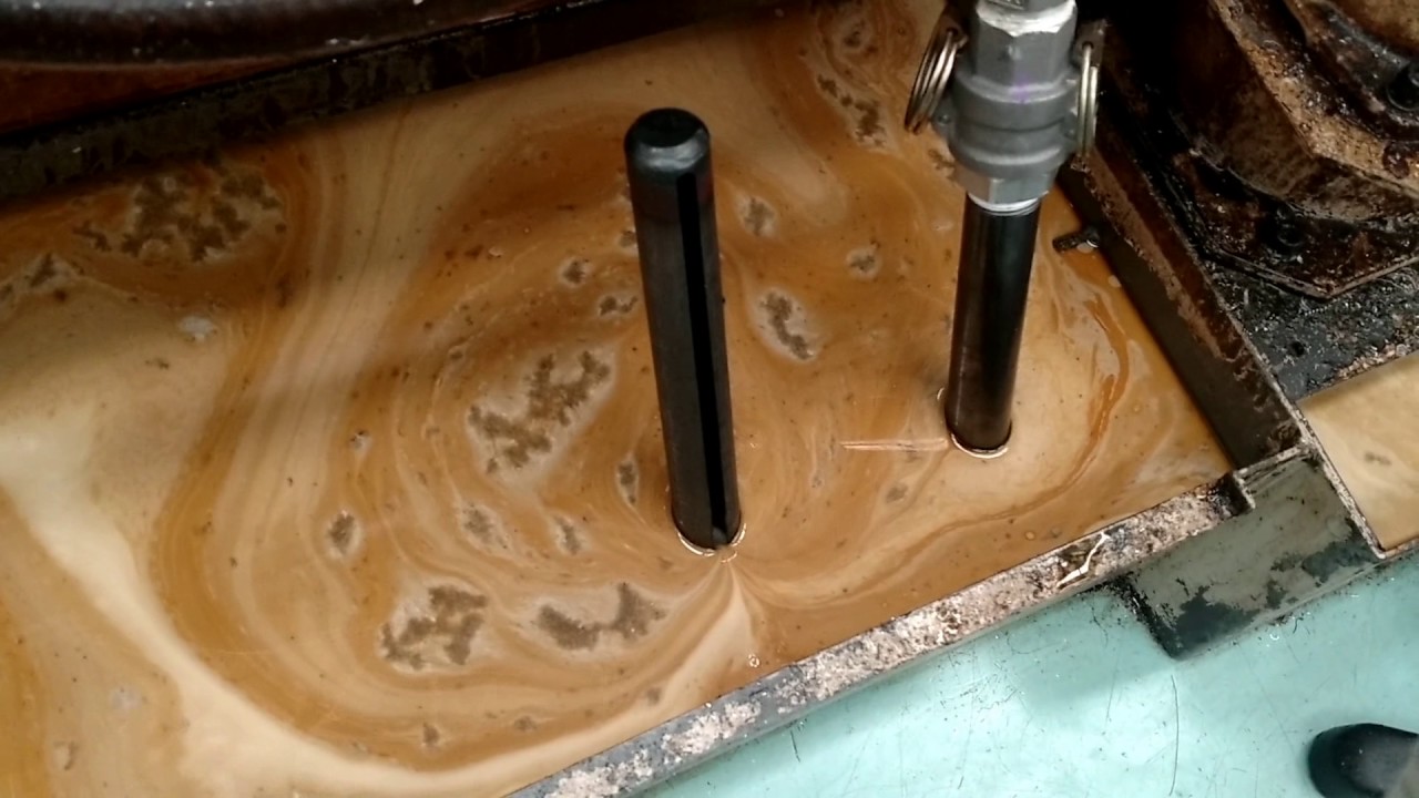 การดูแลน้ำมันหล่อเย็น ตัดกลึงชนิดผสมน้ำ ป้องกันกลิ่นเหม็น ยืดอายุการใช้งาน